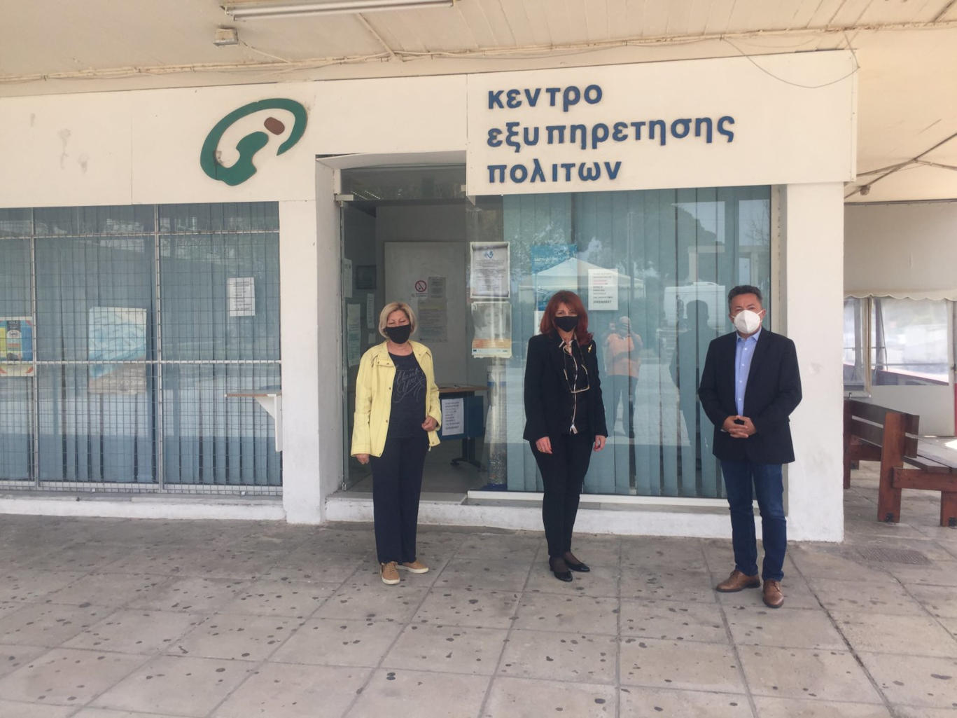 Επίσκεψη Αντιδημάρχου Ιωάννη Δ. Καμπούρη στα ΚΕΠ της Ρόδου | Rhodes.gr